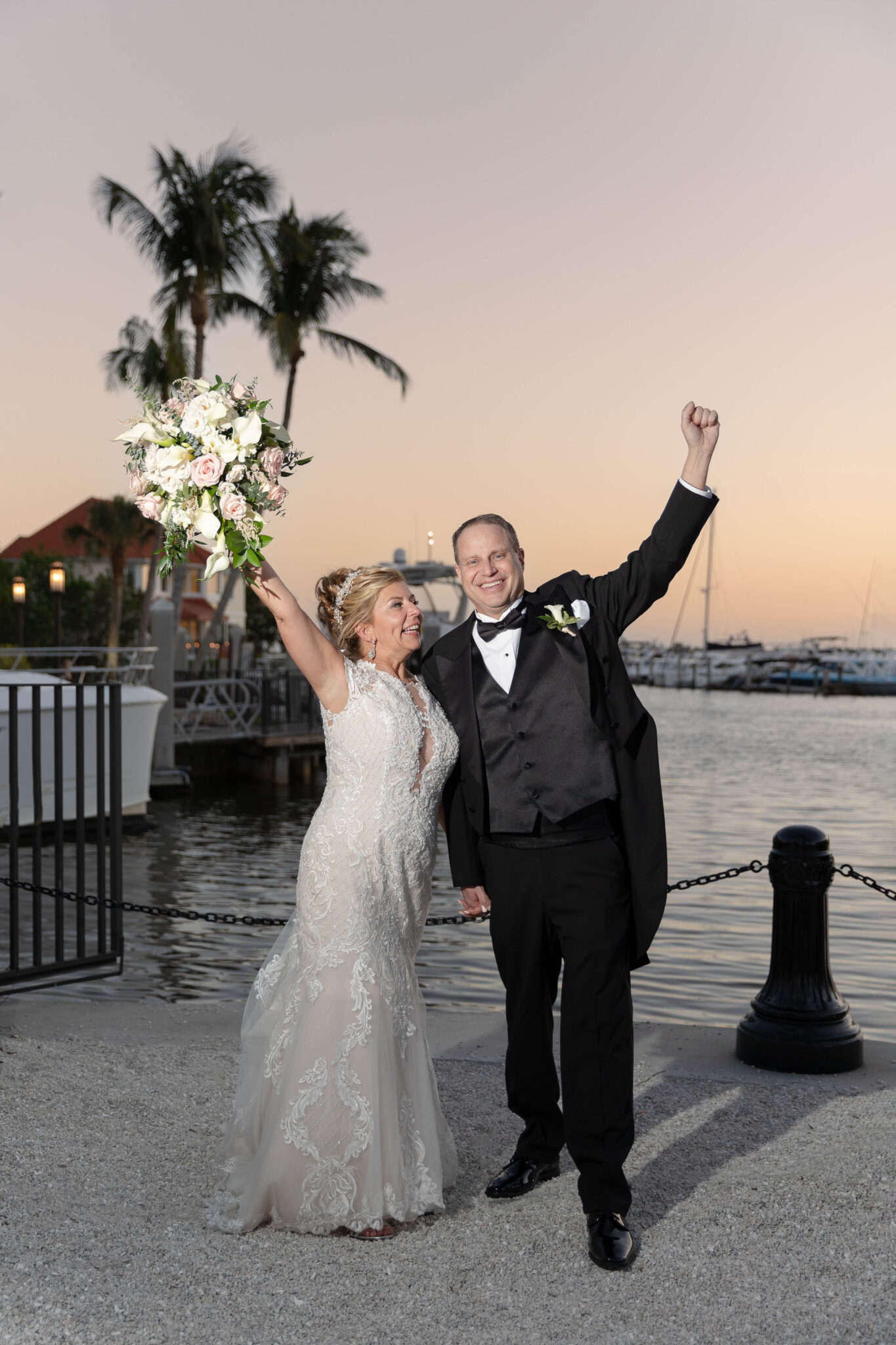 Elena & Scott / Naples Bay Resort | deniamolina.com